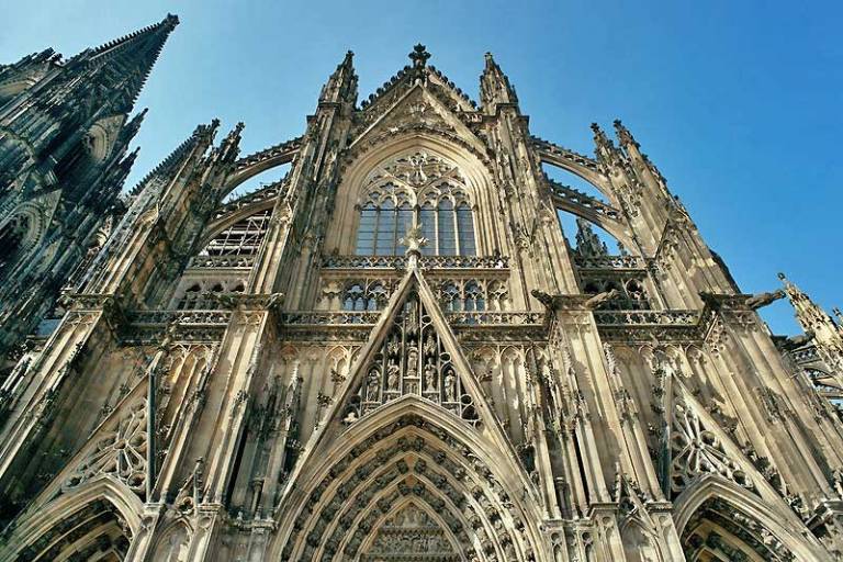 Visit Cologne Cathedral | Rhinepark | Old Town | Köln • Orana Travel